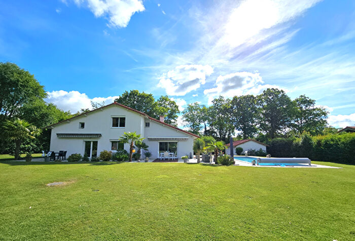 Cholet - Maison 9 pièces à vendre