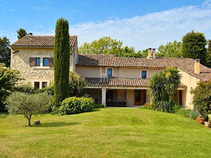 Maison 14 pièces à vendre à Plan-d'Orgon