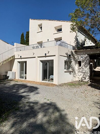 Maison à louer - Clarensac - 5 pièces - 3 chambres