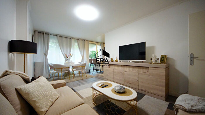 Évry, Les Pyramides - Appartement 4 pièces à vendre