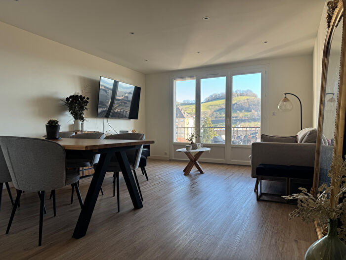 Appartement à vendre - Aurillac, Centre-ville - 4 pièces - 3 chambres