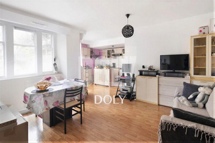 Appartement à vendre - Romainville, Bas Pays - 3 pièces - 2 chambres