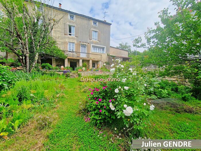 Maison 7 pièces à vendre à Melle