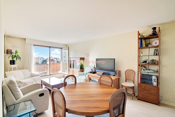 Appartement 4 pièces à Montrouge, La Vache Noire, à vendre