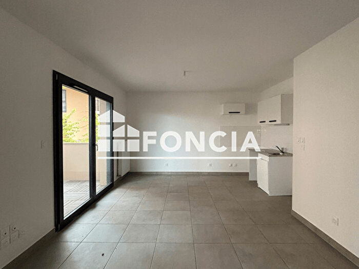 Appartement à vendre - Villefranche-sur-Saône, Nord Est - 3 pièces - 2 chambres