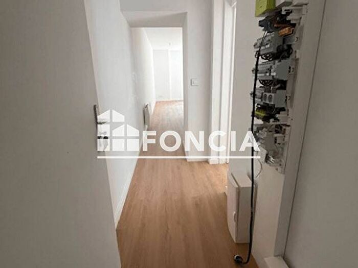 Kerlaz : Appartement 2 pièces à louer