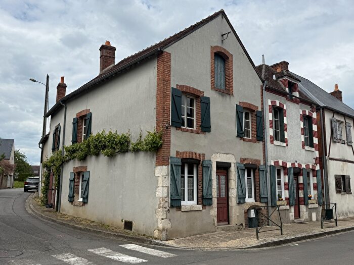Maison à vendre - Saint-Brisson-sur-Loire - 4 pièces - 3 chambres