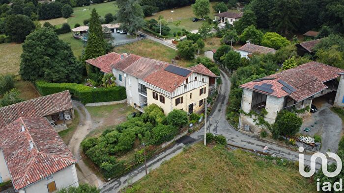 Maison à vendre - Saleich - 7 pièces - 5 chambres