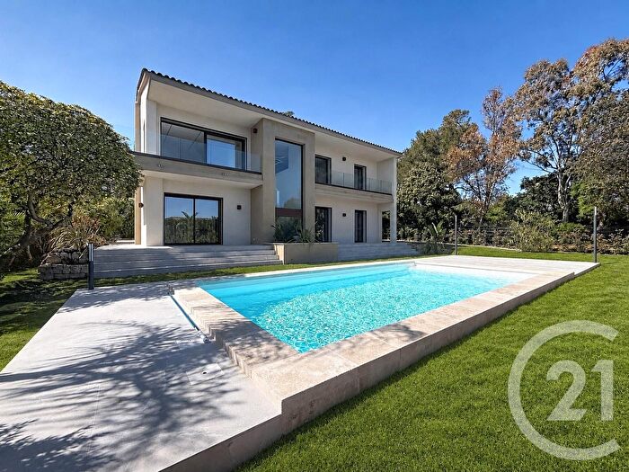 Maison 7 pièces à vendre à Roquebrune-sur-Argens, Les Issambres, La Vigie, Les Dolmens, Plages, Calanques
