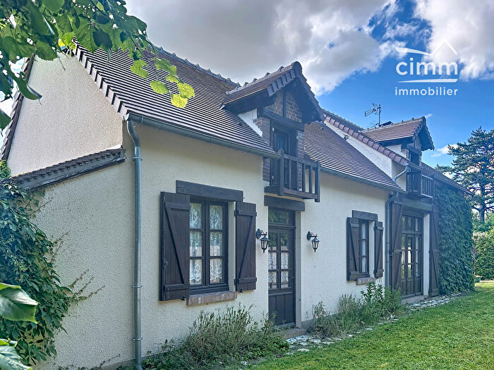 Sainte-Geneviève-des-Bois : Maison 5 pièces à vendre