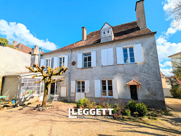 Maison à vendre - Saint-Yrieix-la-Perche - 10 pièces - 5 chambres