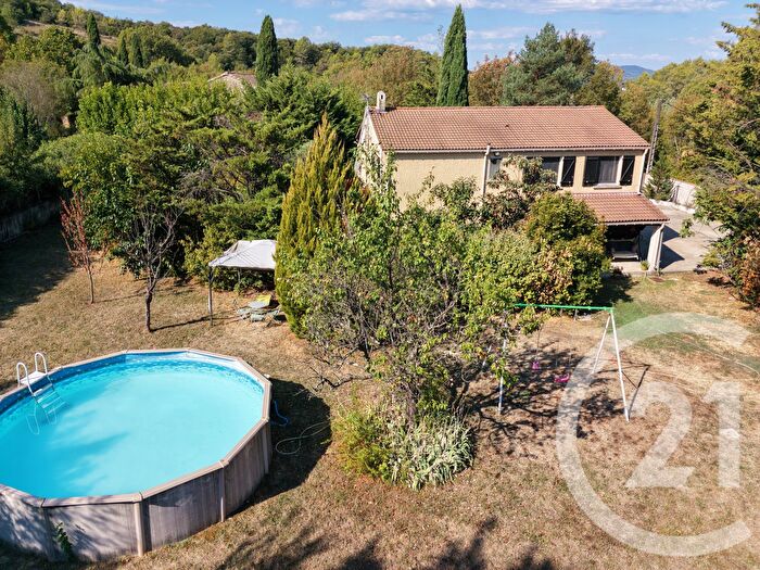 Maison 7 pièces à vendre à Saint-Privat-des-Vieux
