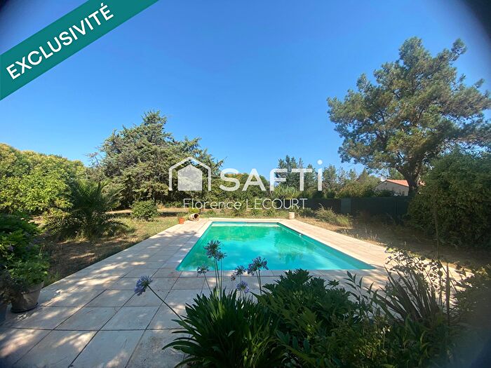 Maison 4 pièces à vendre à Saint-Maximin-la-Sainte-Baume, Douze Deniers, L'Auvière, Rébubéou, La Courtoise
