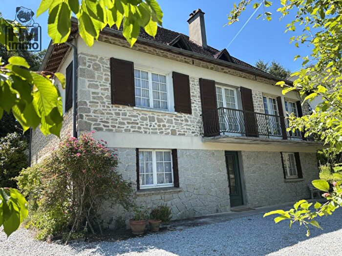 Maison 8 pièces à vendre - Eyjeaux