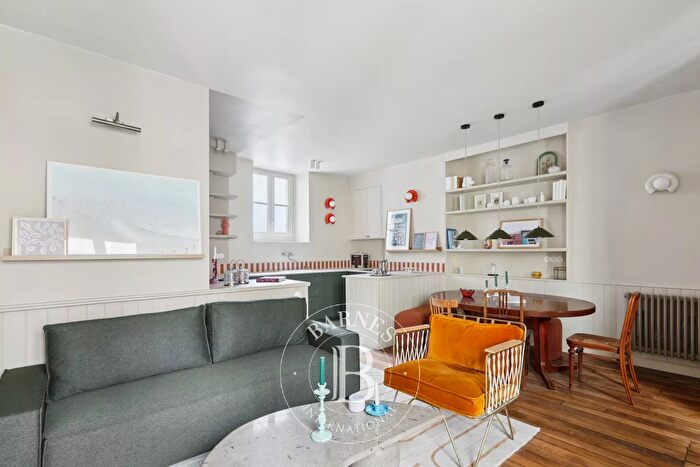 Appartement à louer - Paris e , Saint-Germain des Près - 2 pièces - 1 chambre