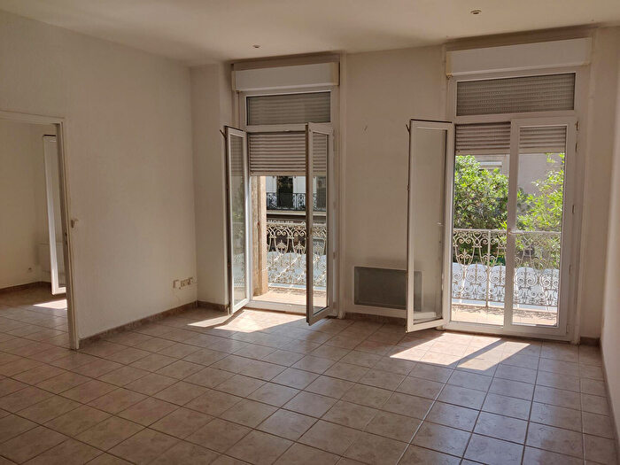 Appartement à vendre - Béziers, Centre-ville, Palais des Congrès, Garibaldi, Gambetta - 3 pièces - 2 chambres