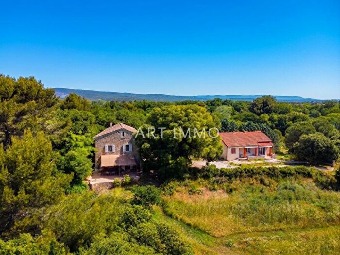 Maison 16 pièces à vendre à Robion