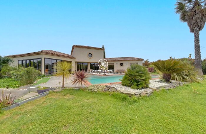 Maison à vendre - Saint-Féliu-dAvall - 5 pièces - 2 chambres