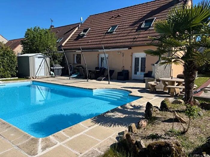Villeneuve-le-Comte - Maison 6 pièces à vendre