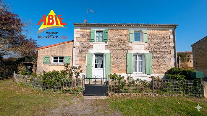 Maison à vendre - Benet - 4 pièces - 2 chambres