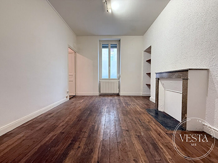 Appartement à vendre - Dijon, Centre-ville - 2 pièces - 1 chambre