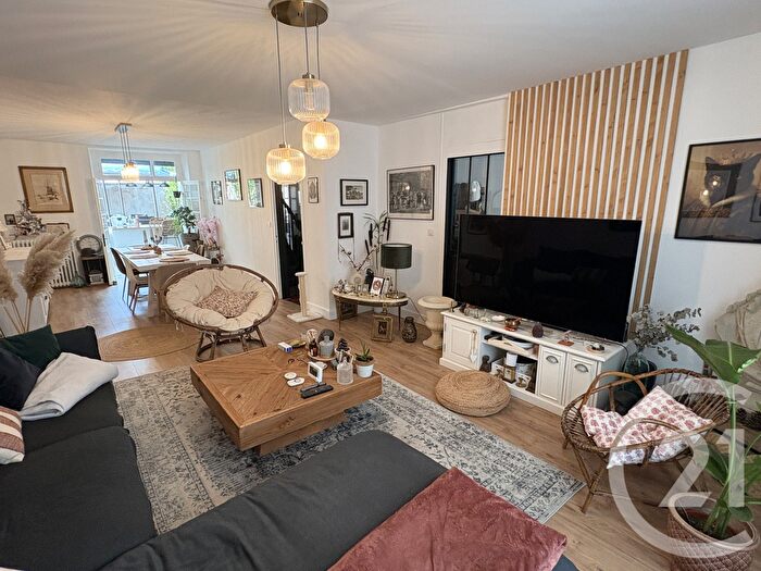 Châteauroux, Centre-ville, Les Marins - Maison 5 pièces à vendre