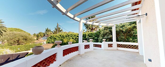 Maison à vendre - Antibes, Juan-les-Pins, Le Cap - 6 pièces - 7 chambres