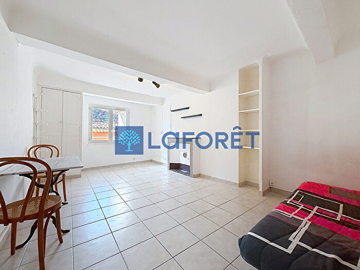Draguignan, Centre-ville historique - Appartement 1 pièce à vendre