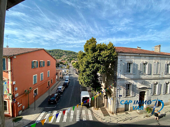 Le Beausset : Appartement 3 pièces à louer