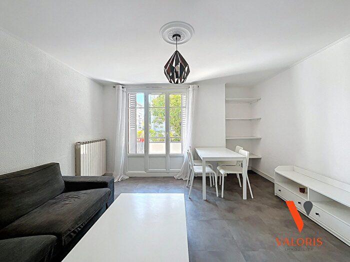 Appartement 4 pièces à Grenoble, Abbaye, Jouhaux, à louer