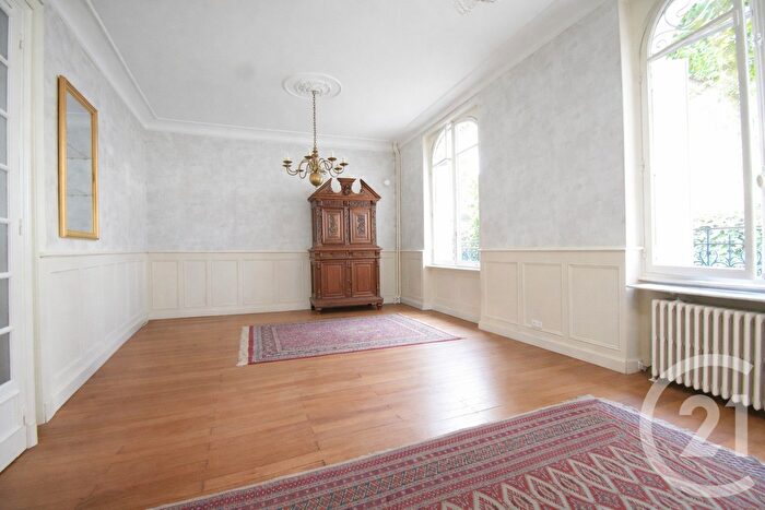 Maison à vendre - Vichy, Quartier de France - 5 pièces - 4 chambres