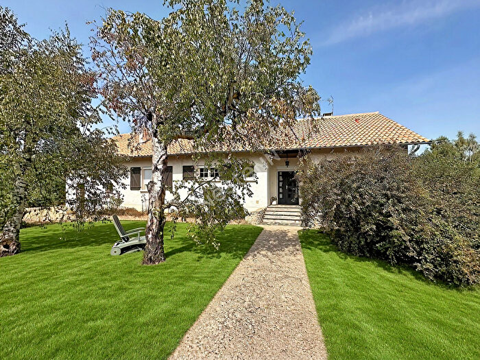 Vouneuil-sous-Biard : Maison 4 pièces à vendre
