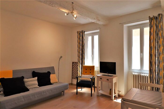 Appartement à vendre - Saint-Raphaël, Centre-ville - 2 pièces - 1 chambre