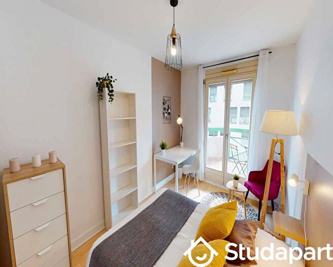 Saint Louis, Lyon 7ème arrondissement : Appartement 1 pièce à louer