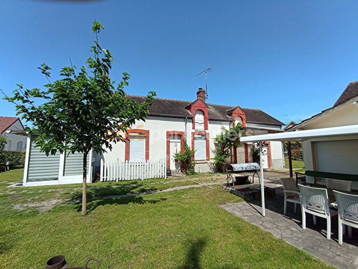 Montargis, Cité, Plateau : Maison 7 pièces à vendre