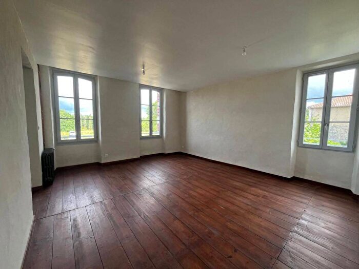 Appartement 3 pièces à louer à Saint-Sever