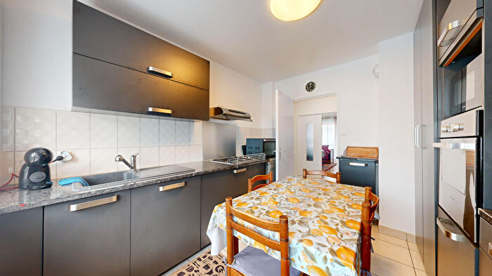 Appartement à vendre - Mulhouse, Doller - 3 pièces - 2 chambres