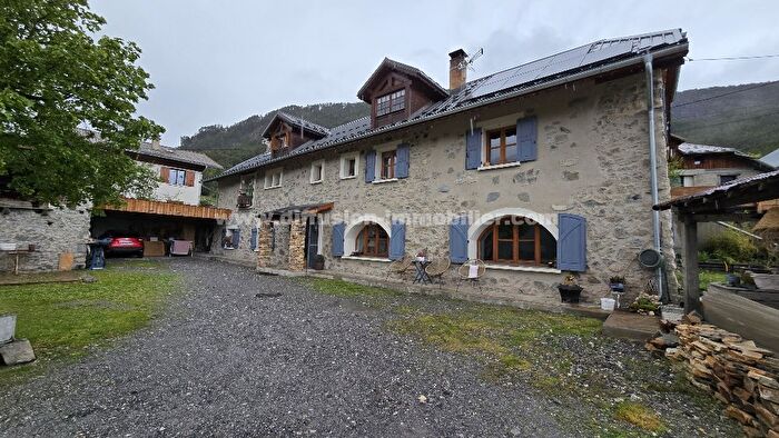 Maison à vendre - Saint-Pons - 7 pièces - 3 chambres