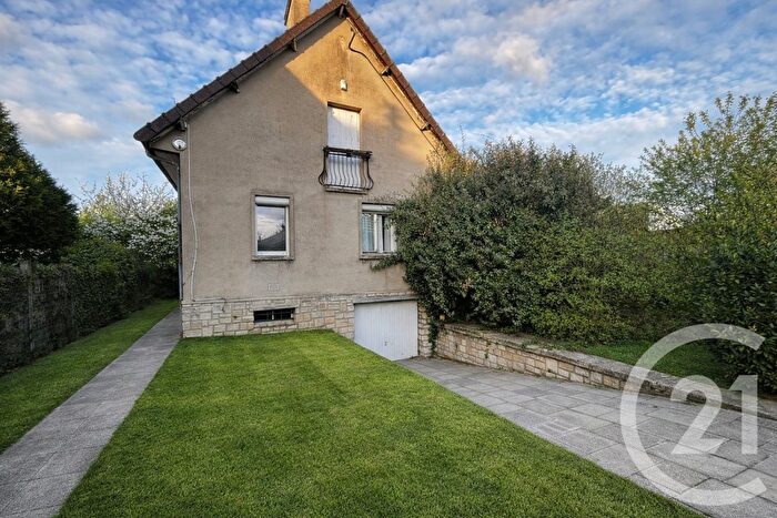 Maison 7 pièces à vendre à Mantes-la-Jolie, Gassicourt