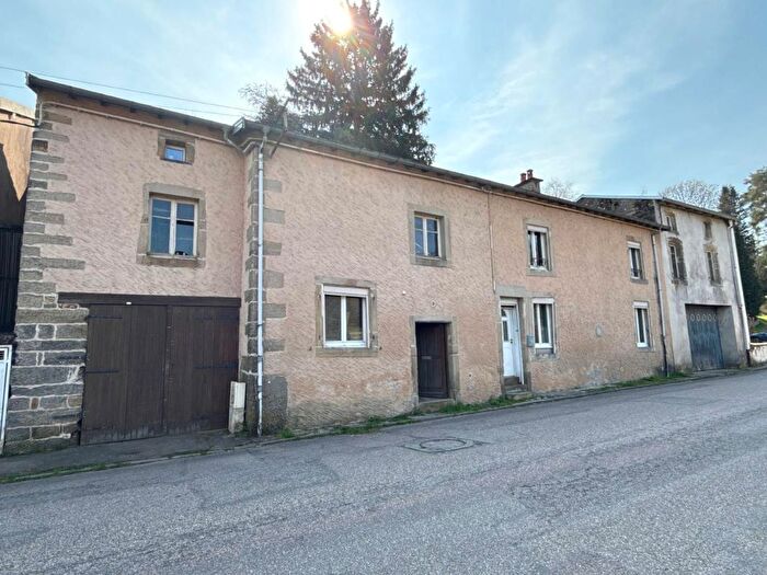 Maison 5 pièces à vendre à Darney