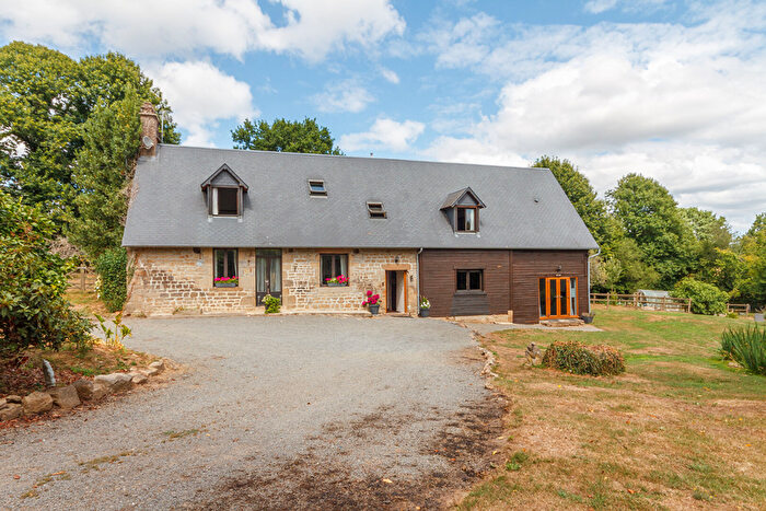 Maison 6 pièces à Sourdeval, à vendre