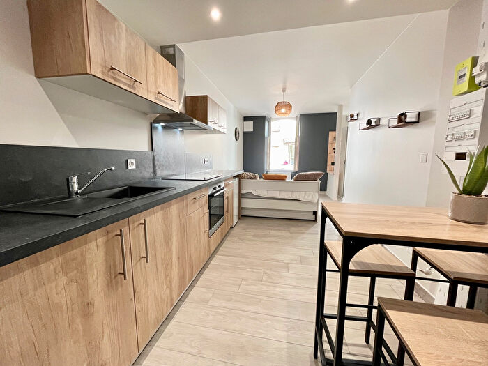 Appartement à louer - Sainte-Livrade-sur-Lot - 1 pièce