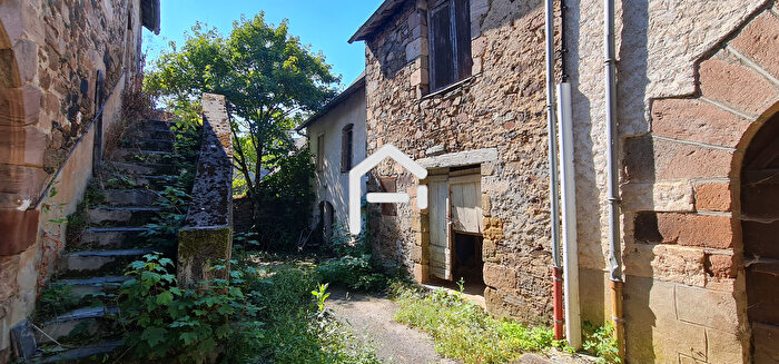 Maison à vendre - Voutezac - 3 pièces - 2 chambres