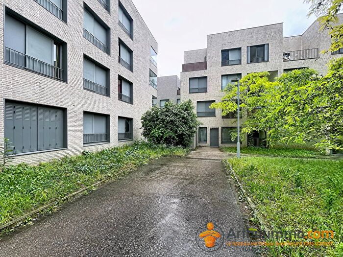 Nanterre, Chemin de lîle - Appartement 4 pièces à vendre