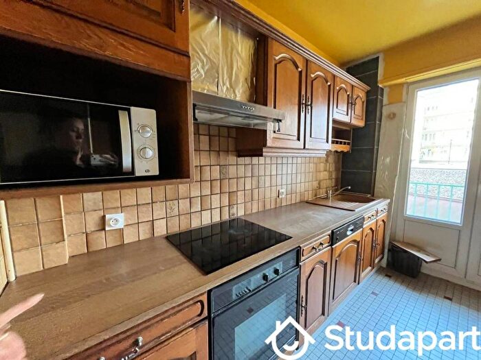 Appartement à louer - Vauban Est, Strasbourg - 1 pièce - 4 chambres