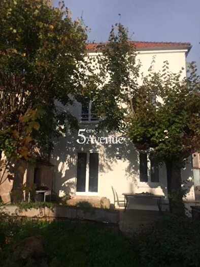 Maison à louer - Périgny - 5 pièces - 4 chambres