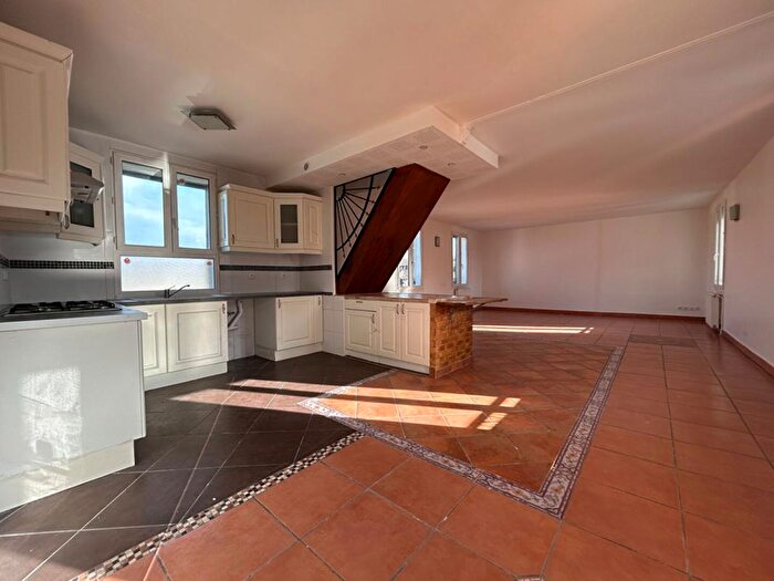 Appartement 6 pièces à Lisieux, Centre-ville, à vendre
