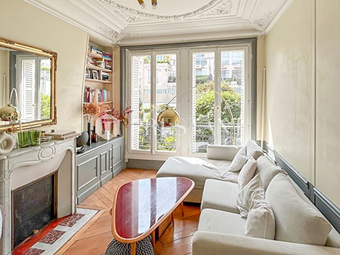 Maisons à vendre et appartements à louer - 1