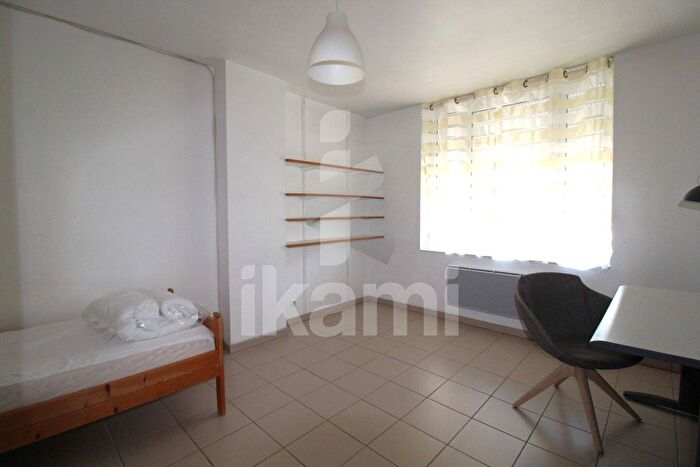 Appartement 1 pièce à louer - Calvaire Hugo Cécile-Châteauvert -Châteauvert, Valence