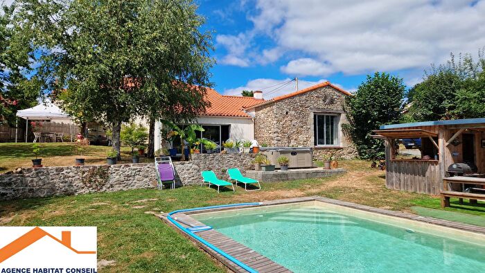 Maison à vendre - Les Lucs-sur-Boulogne - 5 pièces - 1 chambre